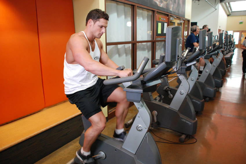 Bicycling, Stationary vs Recumbent Bike: Which Is Better? – Fitness Volt