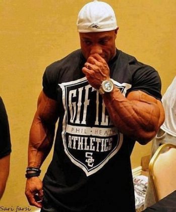 Massive Bodybuilders Trying To Wear Normal Clothes – Fitness Volt