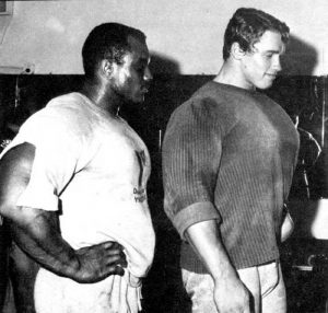 Massive Bodybuilders Trying To Wear Normal Clothes – Fitness Volt