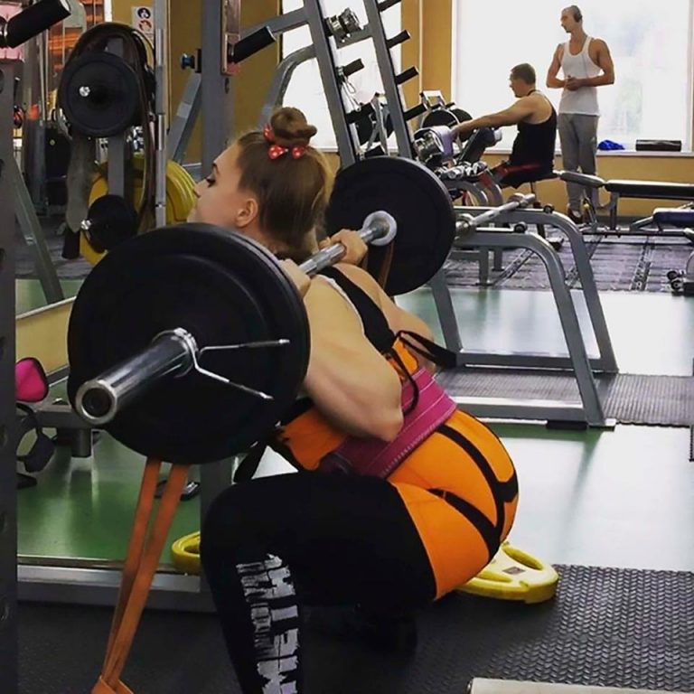 Pretty Bodybuilder Dubbed ‘Muscle Barbie’ For Baby Faced Looks And Arms ...