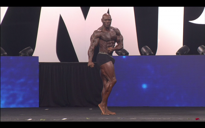 Flex Wheeler’s Physique & Emotional Posing Routine At Olympia 2017 ...