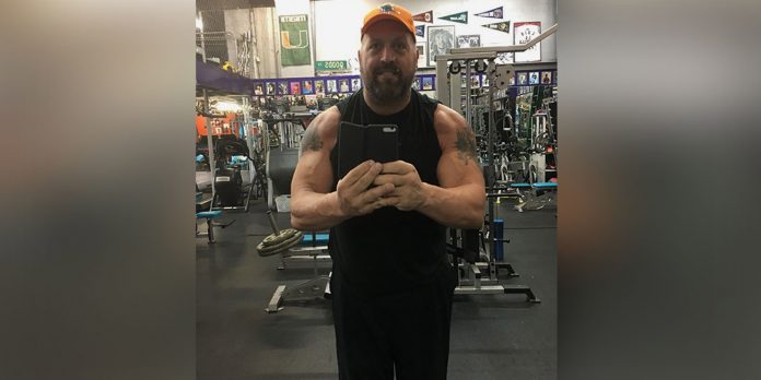 WWE Star 'The Big Show' Still Looks Absolutely Jacked After Hip Surgery ...