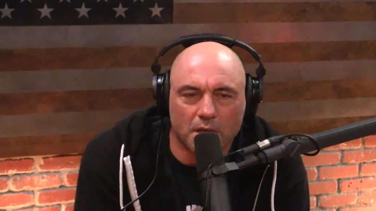 Joe Rogan Confirms Floyd Mayweather Is Seriously Negotiating A Fight In ...