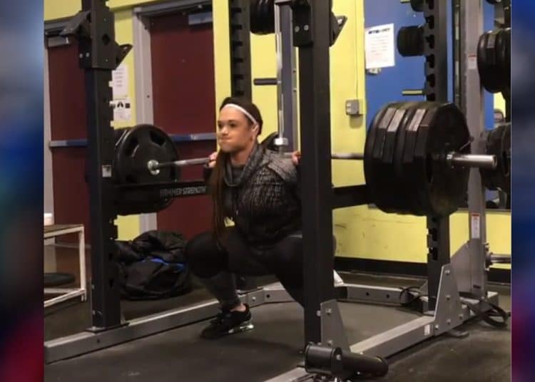 Powerlifter Amanda Lawrence Continues Her Torrid Pace With An ...
