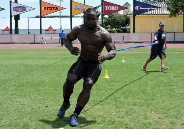The 6 Most Jacked NFL Players – Fitness Volt