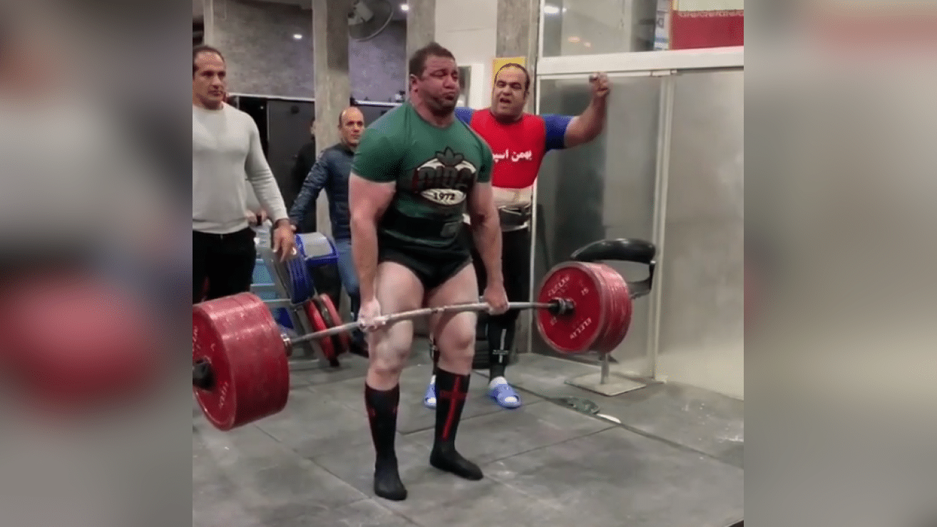 VIDEO: Peiman Maherpourehir Deadlifts Monstrous 931lb! – Fitness Volt