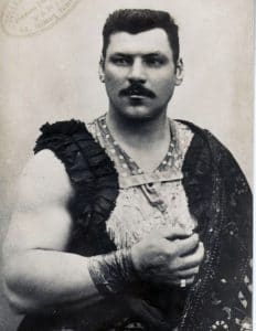 The Top 10 Strongest Men In Modern History – Fitness Volt