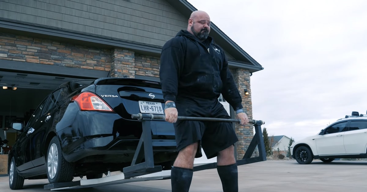 Strongman Brian Shaw Shows How He Trains For The Car Deadlift Event ...