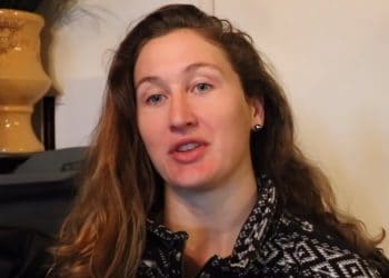 The Funny Story Of How Tia-Claire Toomey And Husband Shane Orr Met ...