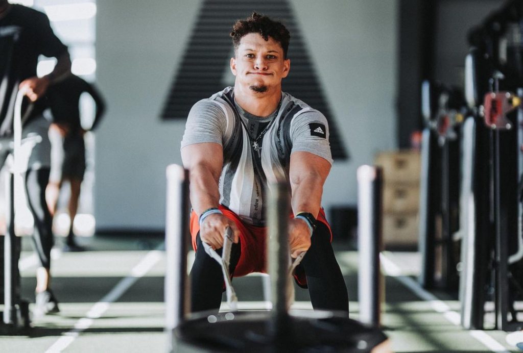 Patrick Mahomes' Diet and Workout Plan – Fitness Volt