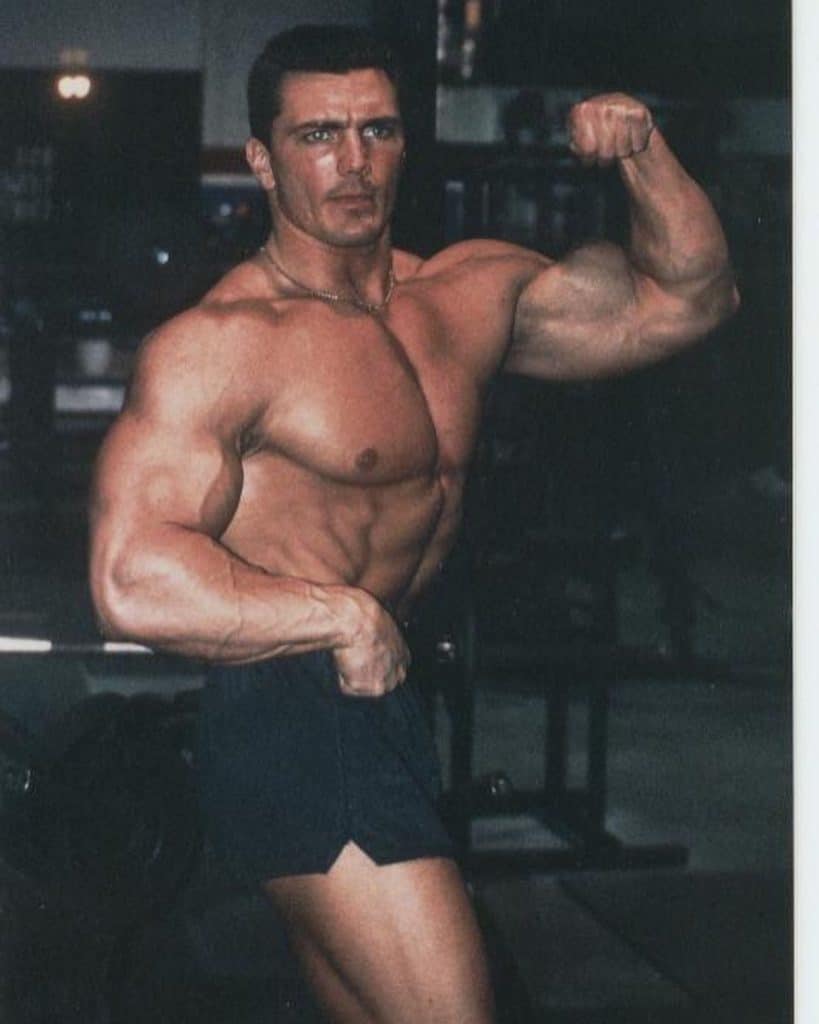 Best Natural Bodybuilders – 21 Natty Lifters You Need To Know About