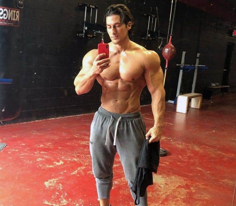 Best Natural Bodybuilders — 18 Natty Lifters You Need To Know About