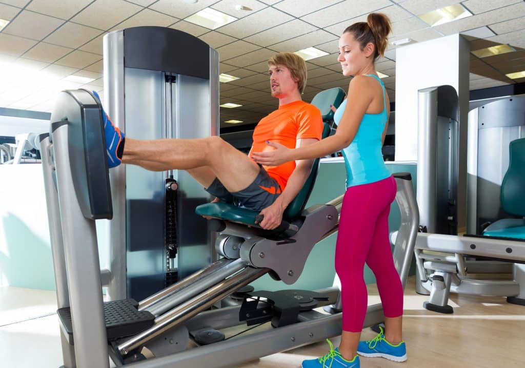 Gym Bro Skills: How to Be A Good Spotter – Fitness Volt