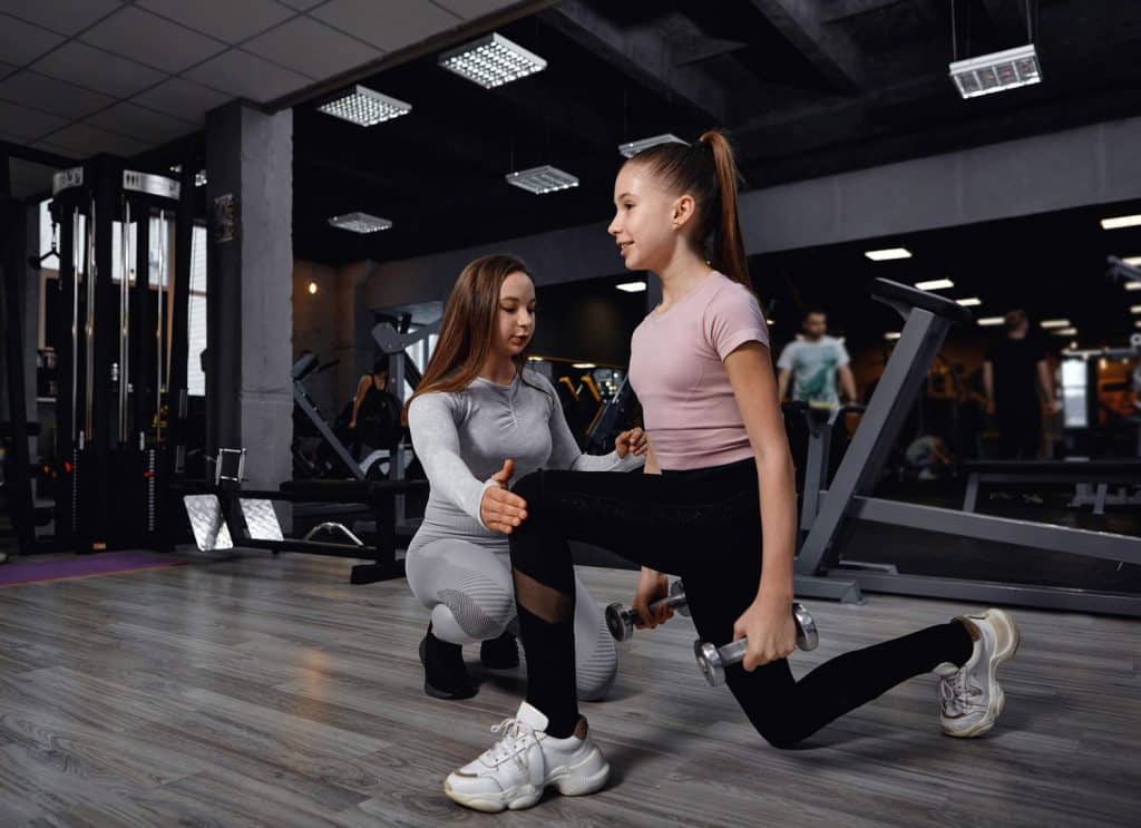 Does Lifting Weights Stunt Growth? – Fitness Volt