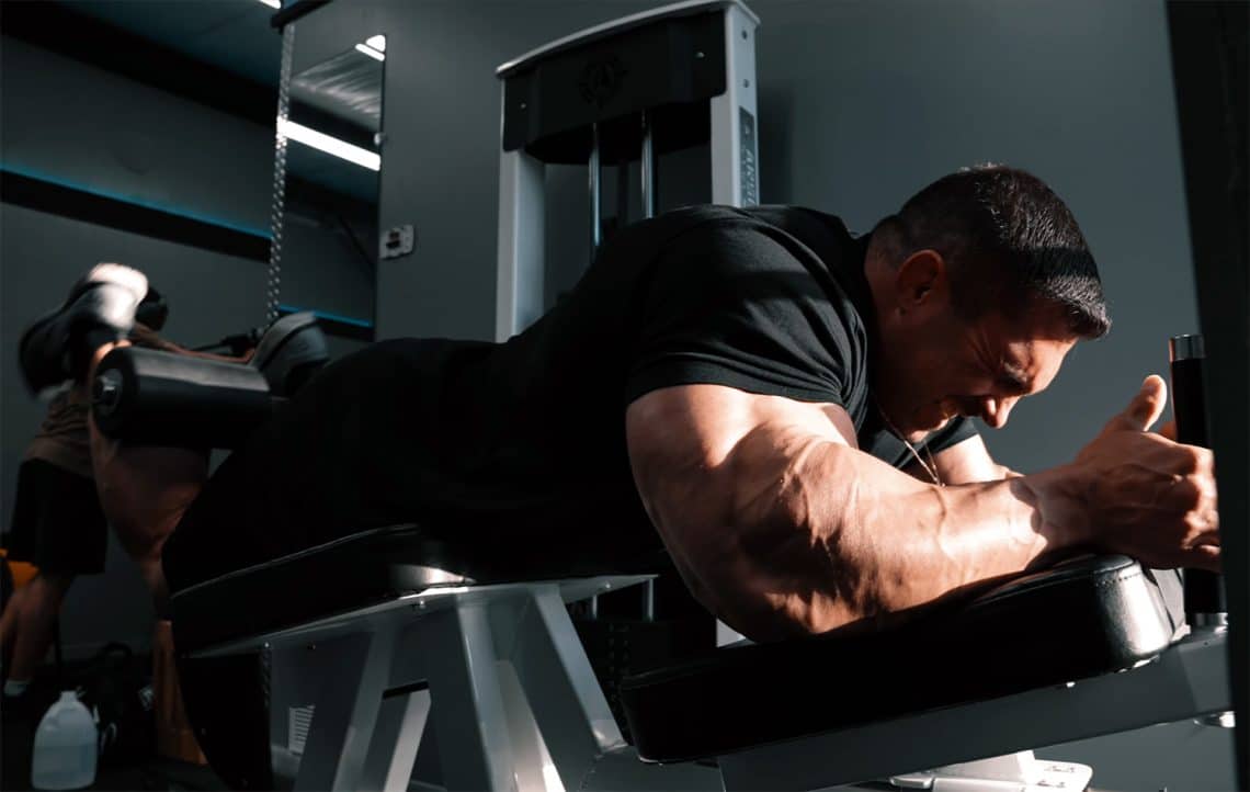 Derek Lunsford Annihilates An Off-Season Leg Workout In The Gym ...