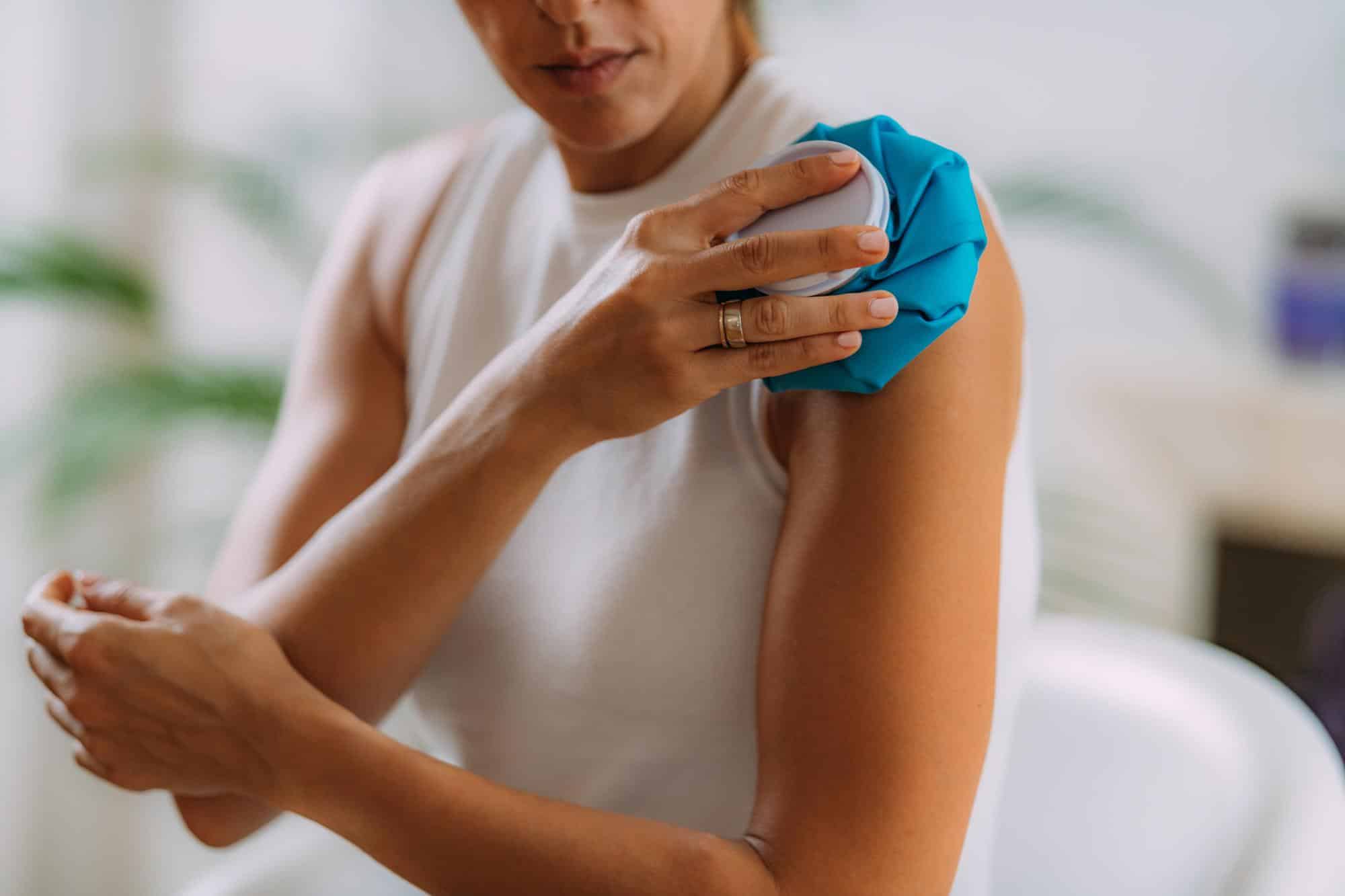 Shoulder Tendonitis: Symptoms, Causes, Treatment, and Prevention ...