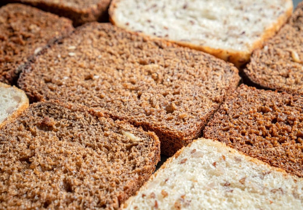 What To Eat To Bulk Up For Skinny Guys: The Ultimate Guide