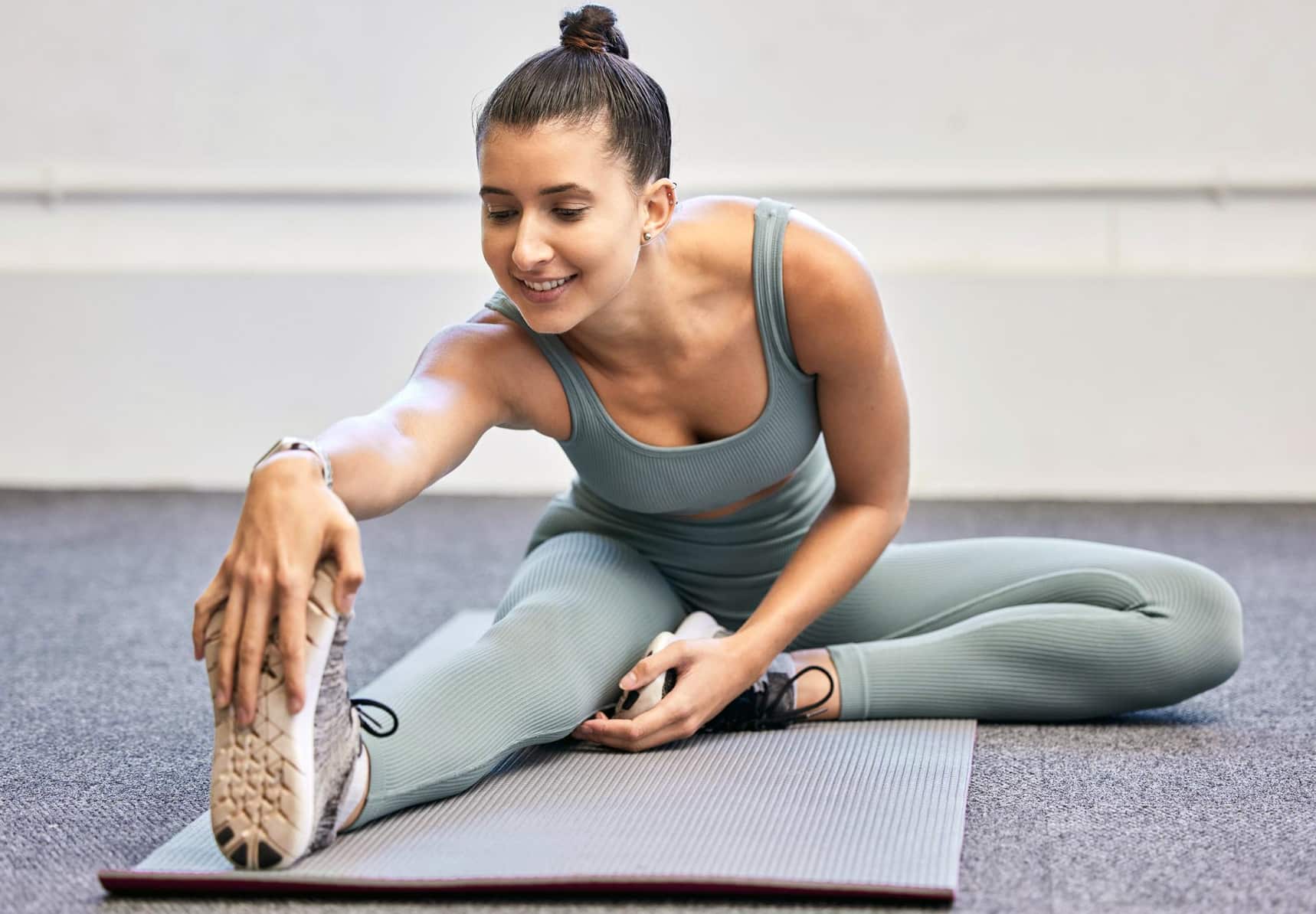 15 Best Leg Exercises for Building Muscle and Strength (Expert Approved)