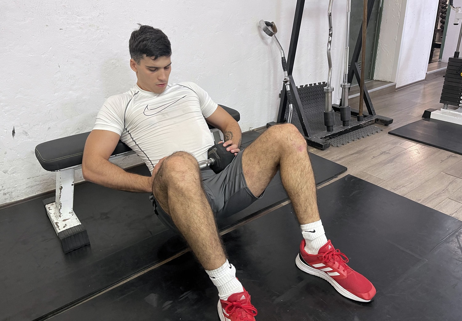 Dumbbell Hip Thrust: Target Your Glutes and Hamstrings Effectively ...