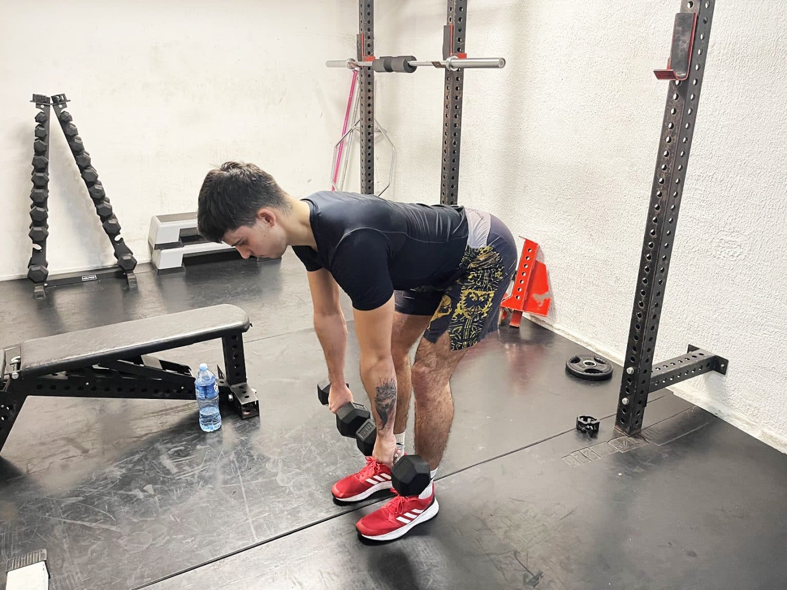 Dumbbell Stiff Leg Deadlift: Muscles Worked, Benefits, Drawbacks