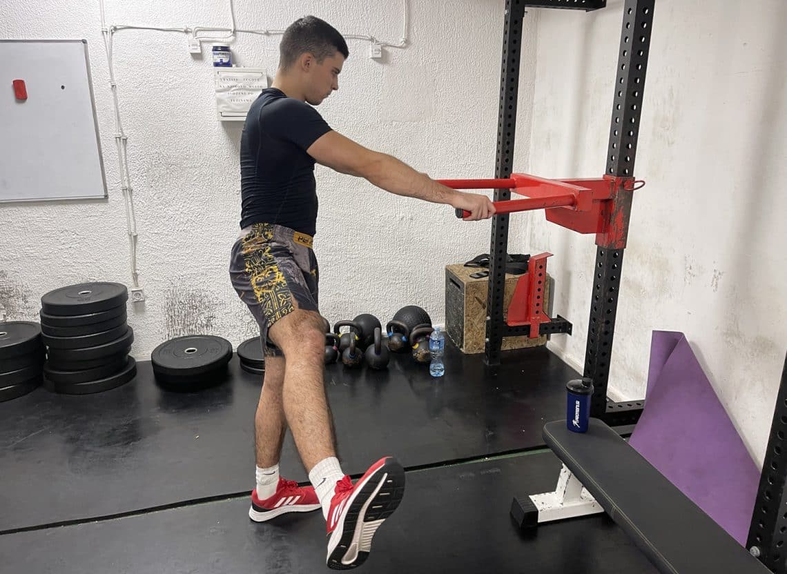 Standing Hip Abduction Guide: Muscles Worked, Benefits, and Alternatives