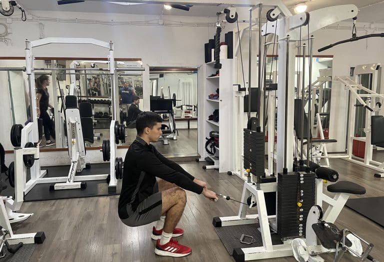 Cable Squats for Stronger Legs: Target Your Quads & Glutes