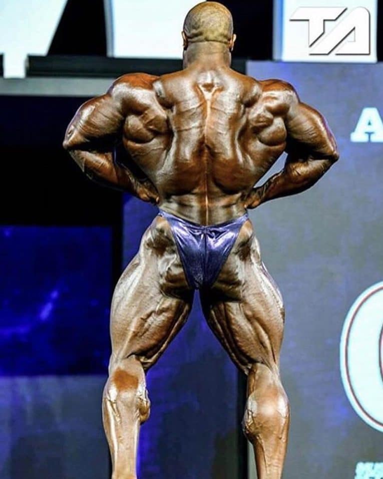 Mastering the Lat Spread: How To Hit This Pose Like a Pro Bodybuilder