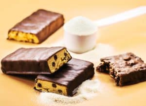 Are Protein Bars Really Healthy? Here's What the Experts Say