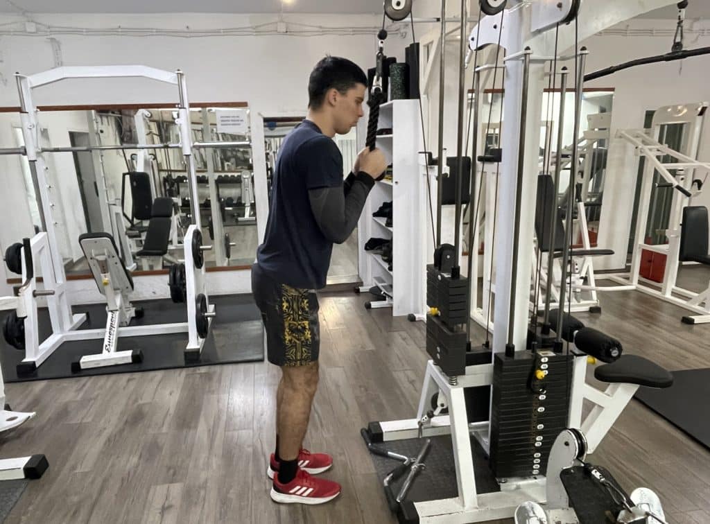 Master Rope Tricep Extensions for Stronger Arms Today!