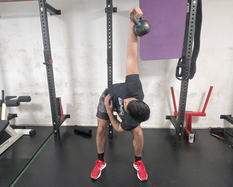 Bent Press Guide: Muscles Worked, Benefits, Tips, and Alternatives
