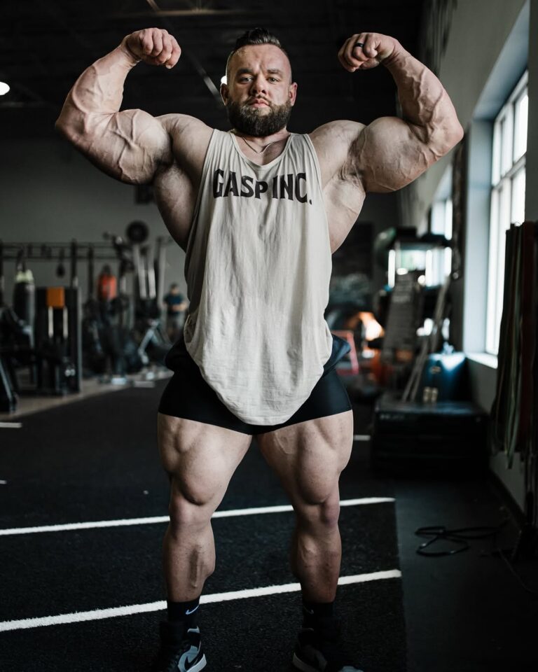 Inside the Life of a 300lb Bodybuilder: Jordan Hutchinson’s Raw Look at ...