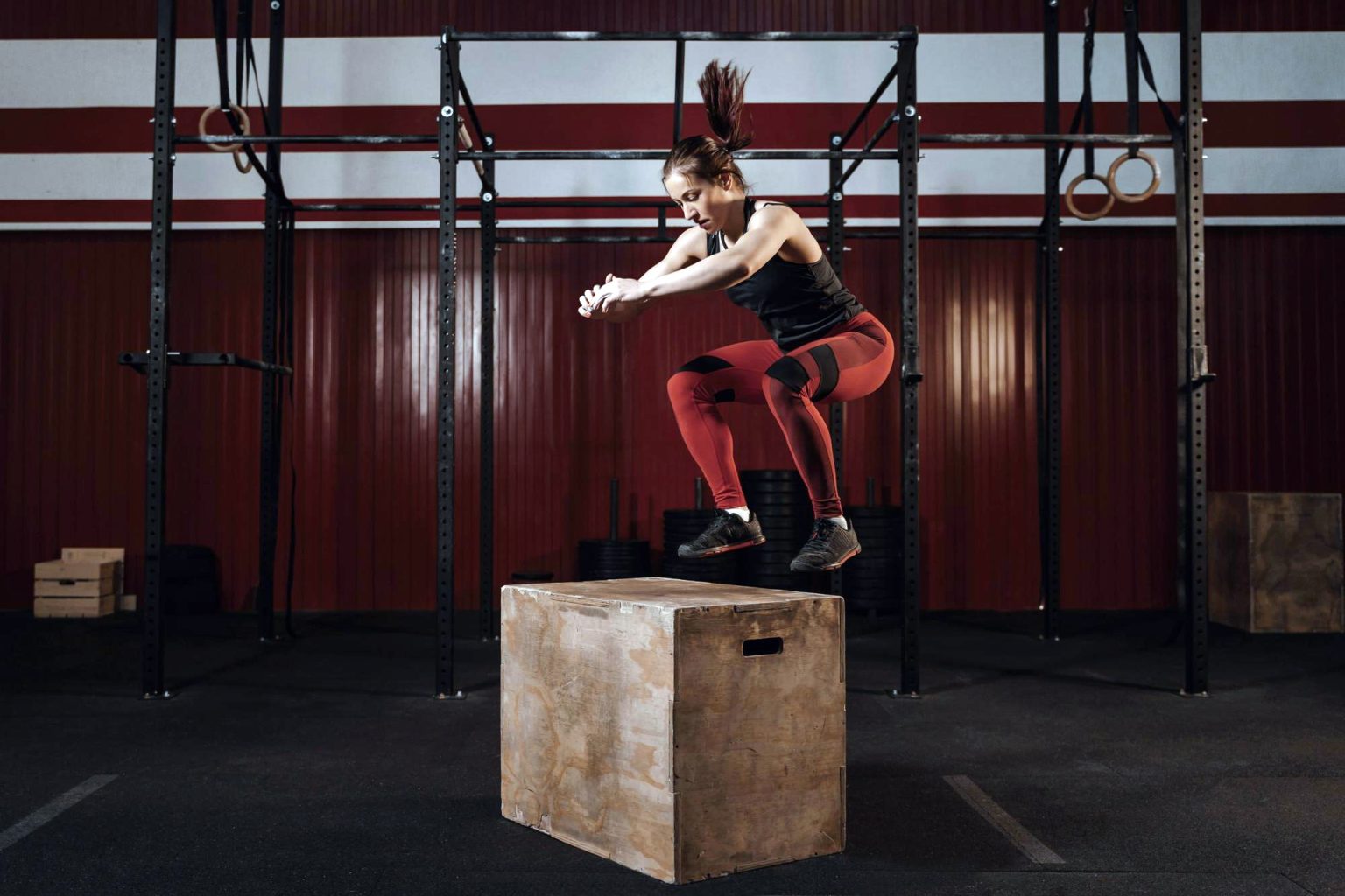 11 CrossFit Coach-Approved Workouts for Functional Fitness - FitnessVolt