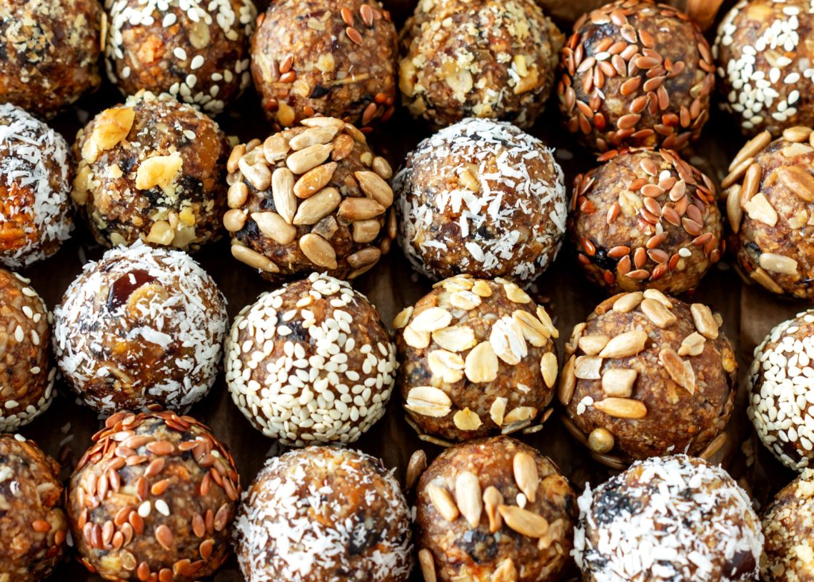 5 Energy Balls with Nuts and Seeds Recipes for Quick Snacks on the Go