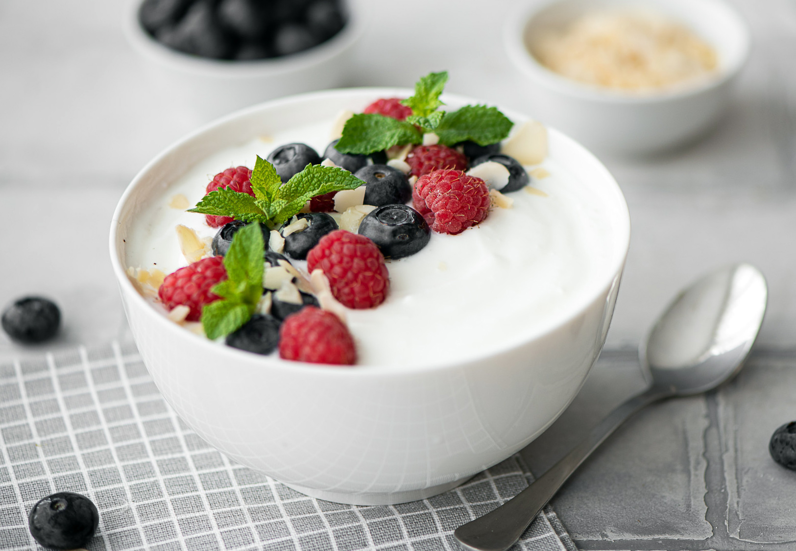 The "No-Cook" Summer Diet Plan: 3 Simple Meal Ideas for Hot Days