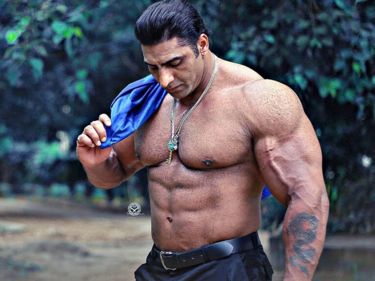 Varinder Singh Ghuman, Indian Bodybuilder and Actor, Dies at 47 of ...